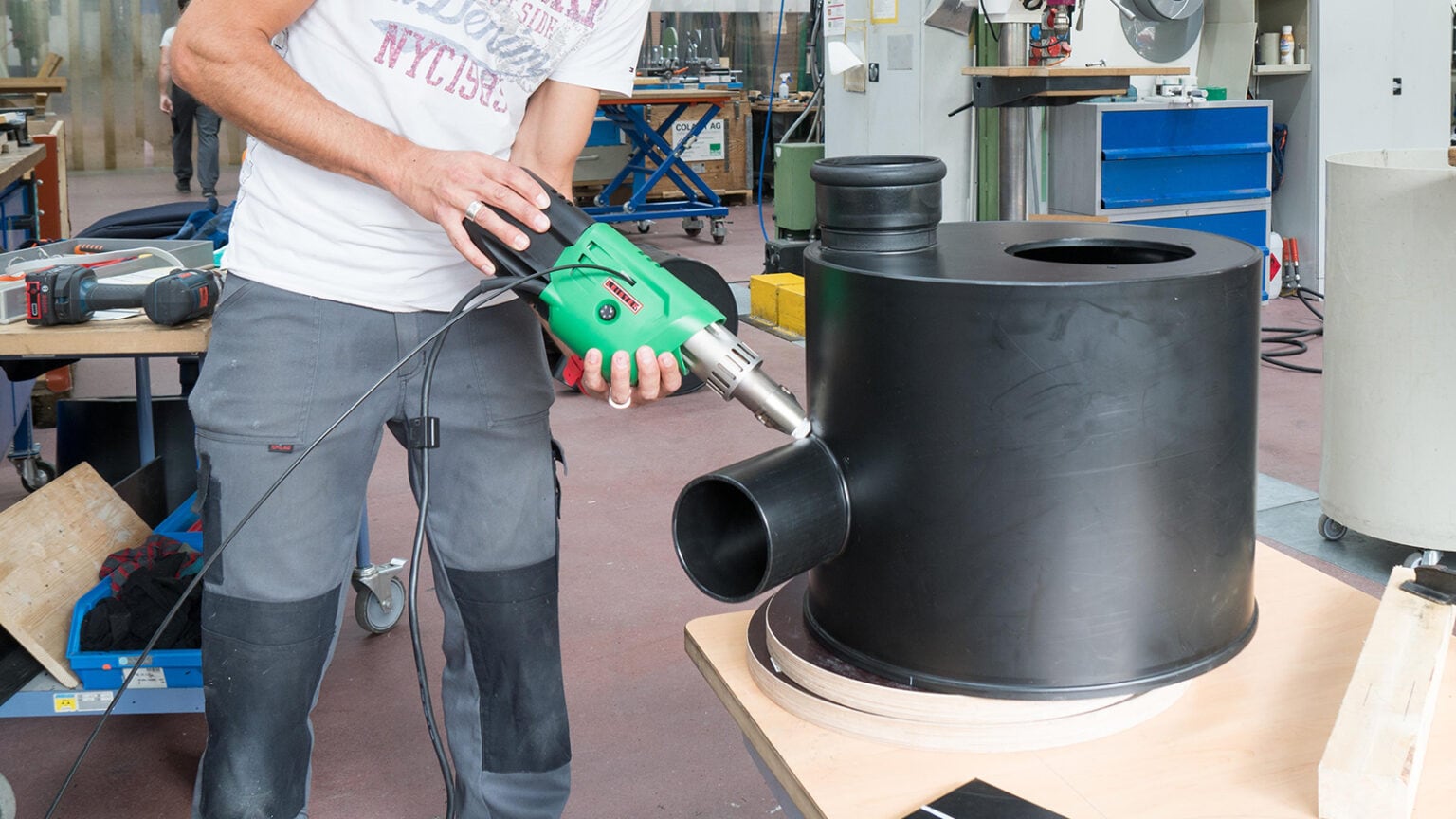 Lodding av kobber, sink og kromstål trygt med loddebolt for TRIAC AT ...