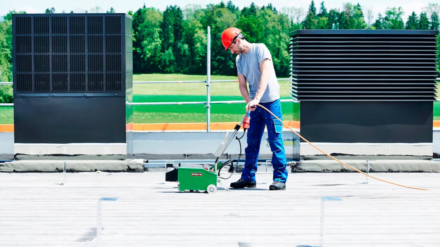 Flammeløs sveis av asfaltbelegg | Inter-Supply AS